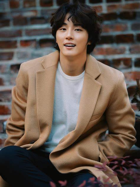 Top 10 most handsome Korean actors in 2023